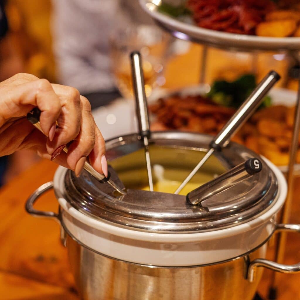 Fondue - 7 Summits Restaurant & Bar