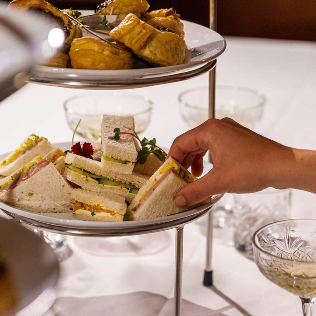 Alpine High Tea - 7 Summits Restaurant & Bar